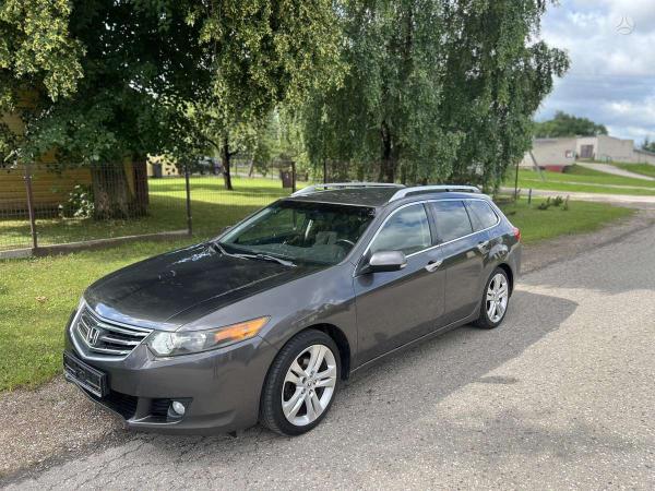 Brūns Honda Accord 2010 Utena, ar dzinēja tilpumu 2.20 L un nobraukumu 290 tūkst. km par 3950 €, foto 1 vietnē AUTOMOTO.COM.LV