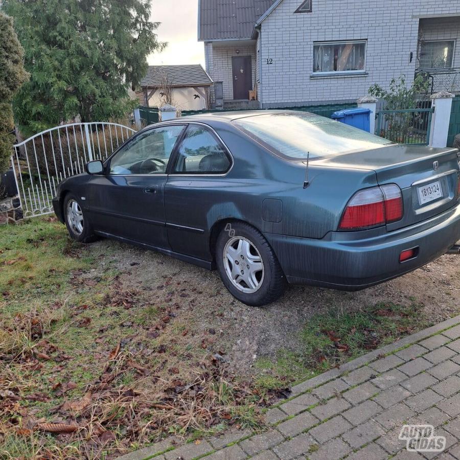 Green Honda Accord 1997 in Alytus, with an engine capacity of 2.20 L and mileage of 222 thousand km for 1500 €, photo 5 on AUTOMOTO.COM.LV