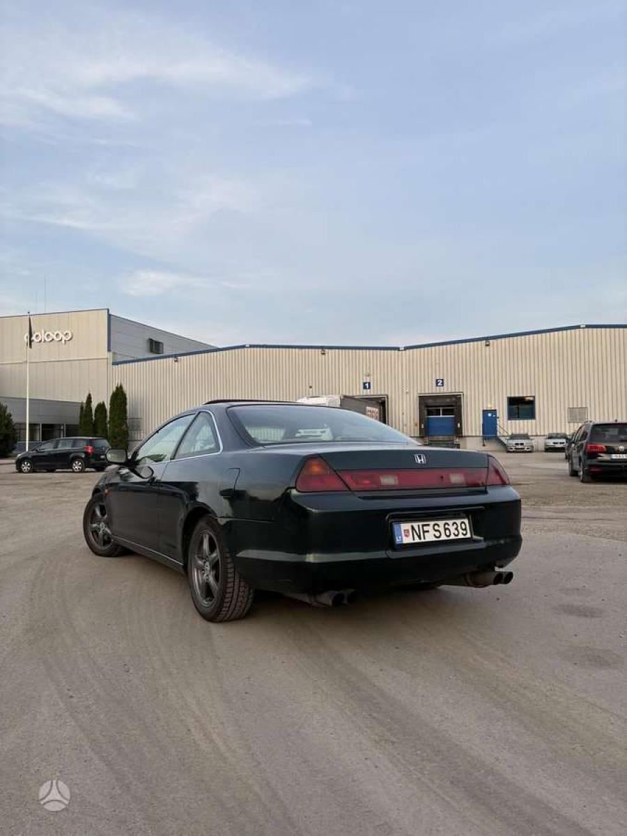 Zaļš Honda Accord 1998 Šauļi, ar dzinēja tilpumu 3.00 L un nobraukumu 317 tūkst. km par 2000 €, foto 3 vietnē AUTOMOTO.COM.LV