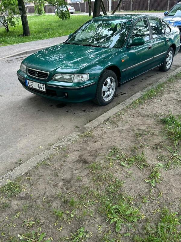 Zaļš Honda Accord 1996 Rīga, ar dzinēja tilpumu 2.00 L un nobraukumu 224 tūkst. km par 1100 €, foto 5 vietnē AUTOMOTO.COM.LV