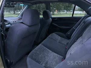 Zaļš Honda Accord 1999 Rīga, ar dzinēja tilpumu 2.00 L un nobraukumu 163 tūkst. km par 690 €, foto 16 vietnē AUTOMOTO.COM.LV