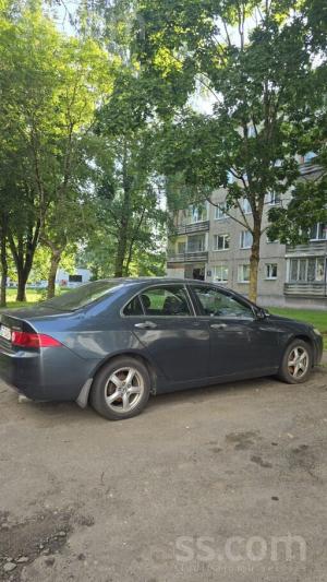 Zaļš Honda Accord 2005 Rīga, ar dzinēja tilpumu 2.40 L un nobraukumu 212 tūkst. km par 960 €, foto 4 vietnē AUTOMOTO.COM.LV
