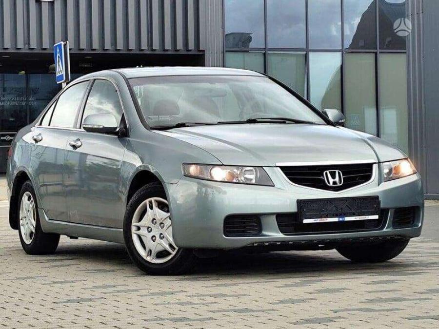Green Honda Accord 2005 in Siauliai, with an engine capacity of 2.00 L and mileage of 270 thousand km for 800 €, photo 2 on AUTOMOTO.COM.LV