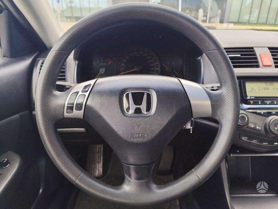 Green Honda Accord 2005 in Siauliai, with an engine capacity of 2.00 L and mileage of 270 thousand km for 800 €, photo 36 on AUTOMOTO.COM.LV
