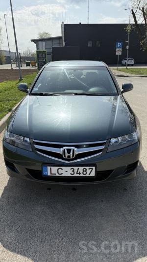 Green Honda Accord 2006 in Riga, with an engine capacity of 2.00 L and mileage of 225 thousand km for 1900 €, photo 2 on AUTOMOTO.COM.LV