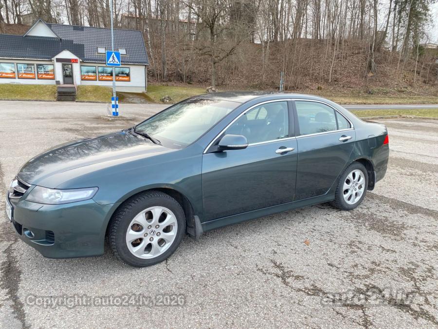 Зеленый Хонда Аккорд 2006 в Таллин, объемом двигателя 2.00 л и пробегом 291 тыс. км за 1500 €, фото 3 на AUTOMOTO.COM.LV