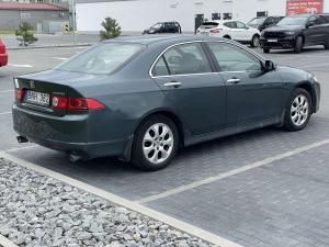 Green Honda Accord 2006 in Kaunas, with an engine capacity of 2.35 L and mileage of 192 thousand km for 1350 €, photo 6 on AUTOMOTO.COM.LV