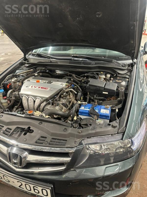 Green Honda Accord 2006 in Jurmala, with an engine capacity of 2.40 L and mileage of 258 thousand km for 2800 €, photo 9 on AUTOMOTO.COM.LV