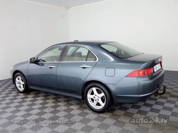 Zaļš Honda Accord 2007 Tallina, ar dzinēja tilpumu 2.00 L un nobraukumu 187 tūkst. km par 2499 €, foto 4 vietnē AUTOMOTO.COM.LV