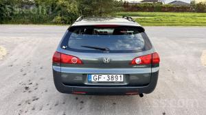 Green Honda Accord 2006 in Riga, with an engine capacity of 2.00 L and mileage of 268 thousand km for 600 €, photo 5 on AUTOMOTO.COM.LV