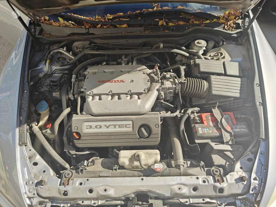 Pelēks Honda Accord 2004 Kauņa, ar dzinēja tilpumu 3.00 L un nobraukumu 247 tūkst. km par 1000 €, foto 12 vietnē AUTOMOTO.COM.LV