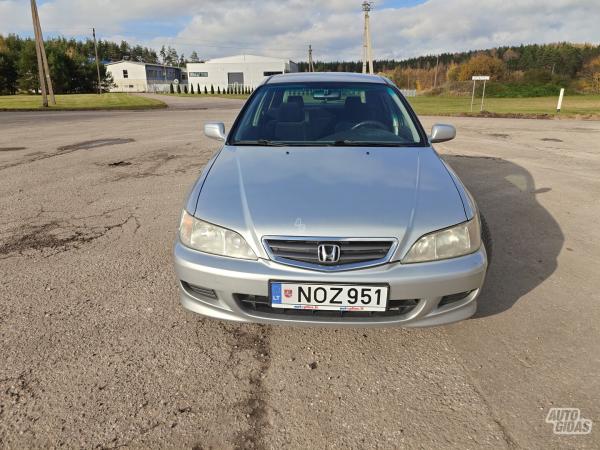 Grey Honda Accord 2002 in Vilnius, with an engine capacity of 1.80 L and mileage of 312 thousand km for 1200 €, photo 3 on AUTOMOTO.COM.LV