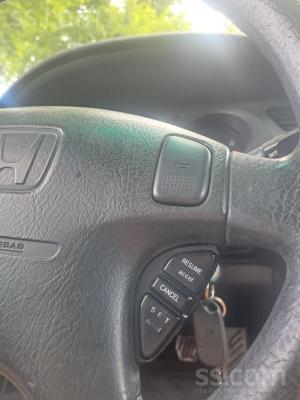 Grey Honda Accord 1998 in Tukums, with an engine capacity of 1.80 L and mileage of 318 thousand km for 1200 €, photo 9 on AUTOMOTO.COM.LV