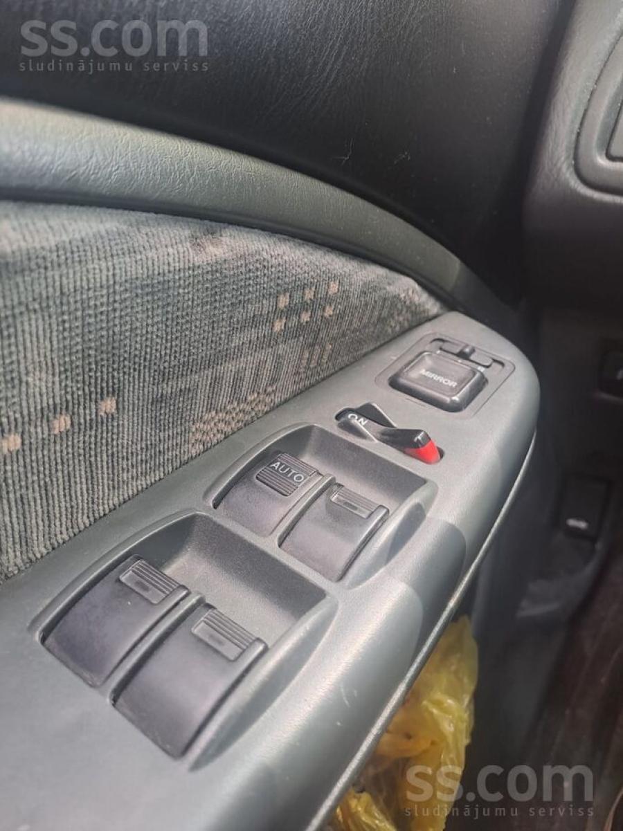 Grey Honda Accord 1998 in Tukums, with an engine capacity of 1.80 L and mileage of 318 thousand km for 1200 €, photo 10 on AUTOMOTO.COM.LV