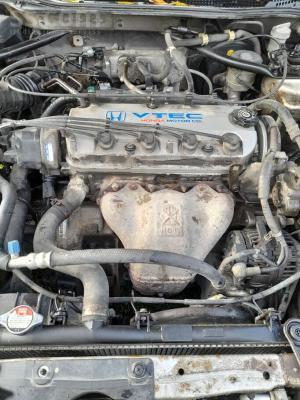 Grey Honda Accord 1998 in Tukums, with an engine capacity of 1.80 L and mileage of 318 thousand km for 1350 €, photo 13 on AUTOMOTO.COM.LV