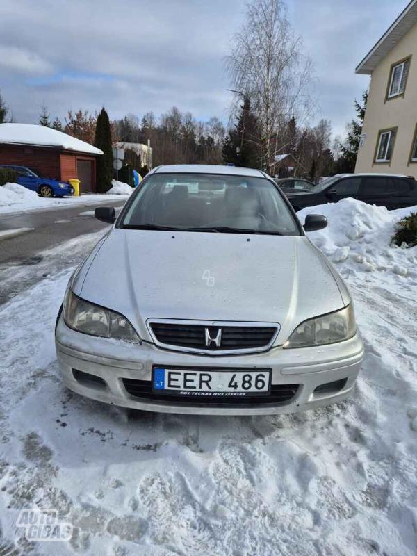 Pelēks Honda Accord 1999 Viļņa, ar dzinēja tilpumu 1.60 L un nobraukumu 261 tūkst. km par 1000 €, foto 1 vietnē AUTOMOTO.COM.LV