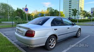 Grey Honda Accord 1999 in Tallinn, with an engine capacity of 2.00 L and mileage of 305 thousand km for 899 €, photo 5 on AUTOMOTO.COM.LV