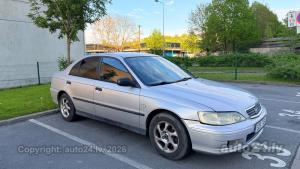 Grey Honda Accord 1999 in Tallinn, with an engine capacity of 2.00 L and mileage of 305 thousand km for 899 €, photo 6 on AUTOMOTO.COM.LV