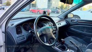 Grey Honda Accord 1999 in Tallinn, with an engine capacity of 2.00 L and mileage of 305 thousand km for 899 €, photo 8 on AUTOMOTO.COM.LV