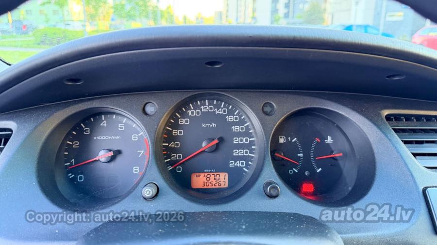 Grey Honda Accord 1999 in Tallinn, with an engine capacity of 2.00 L and mileage of 305 thousand km for 899 €, photo 12 on AUTOMOTO.COM.LV