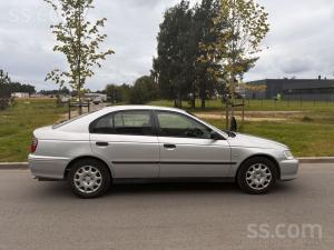 Pelēks Honda Accord 1999 Rīga, ar dzinēja tilpumu 1.80 L un nobraukumu 208 tūkst. km par 800 €, foto 3 vietnē AUTOMOTO.COM.LV