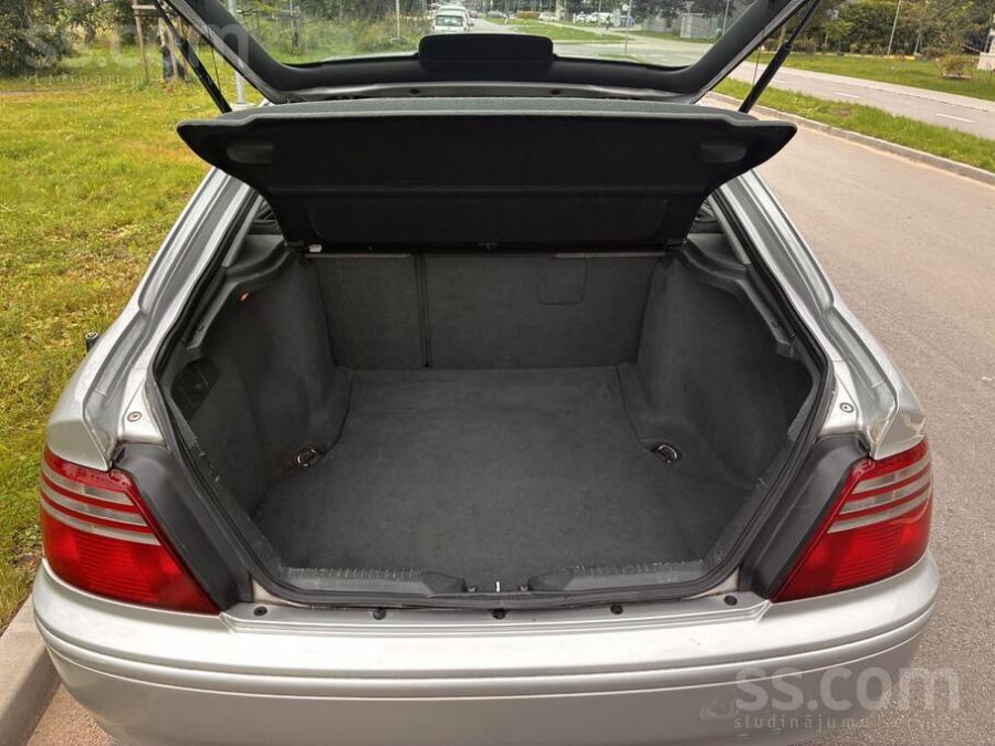 Pelēks Honda Accord 1999 Rīga, ar dzinēja tilpumu 1.80 L un nobraukumu 208 tūkst. km par 800 €, foto 10 vietnē AUTOMOTO.COM.LV