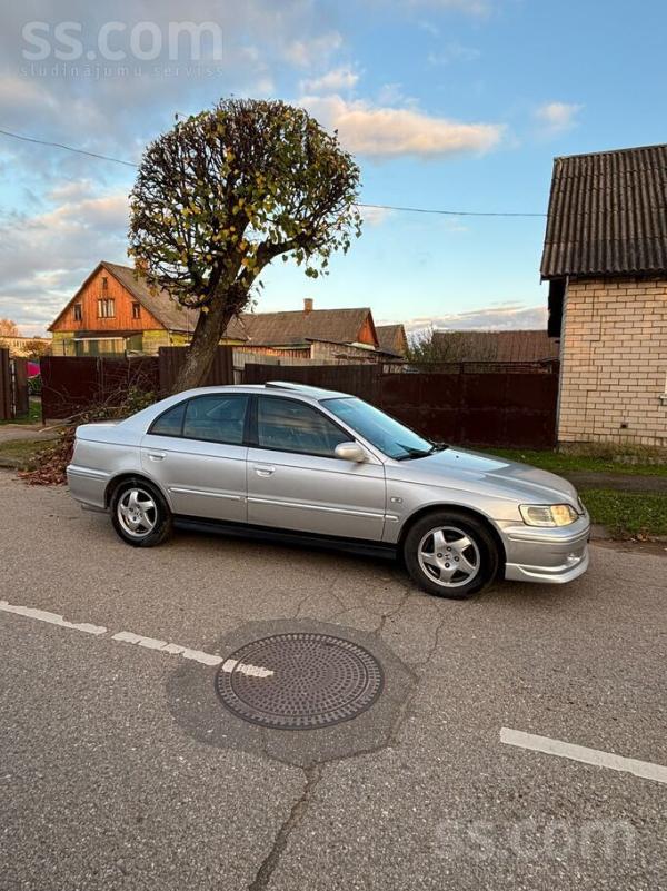 Grey Honda Accord 1999 in Kraslava, with an engine capacity of 1.80 L and mileage of 304 thousand km for 1200 €, photo 5 on AUTOMOTO.COM.LV