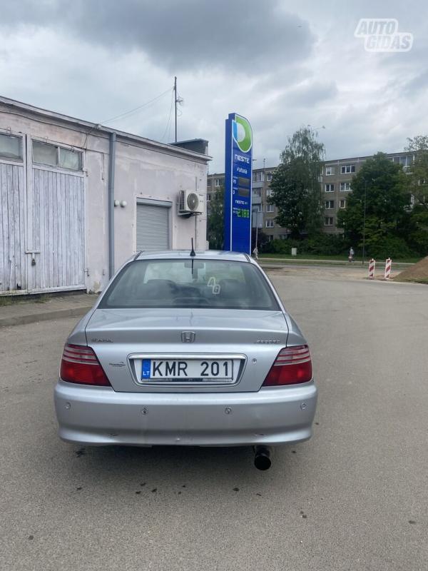 Grey Honda Accord 2001 in Kaunas, with an engine capacity of 2.30 L and mileage of 208 thousand km for 549 €, photo 4 on AUTOMOTO.COM.LV