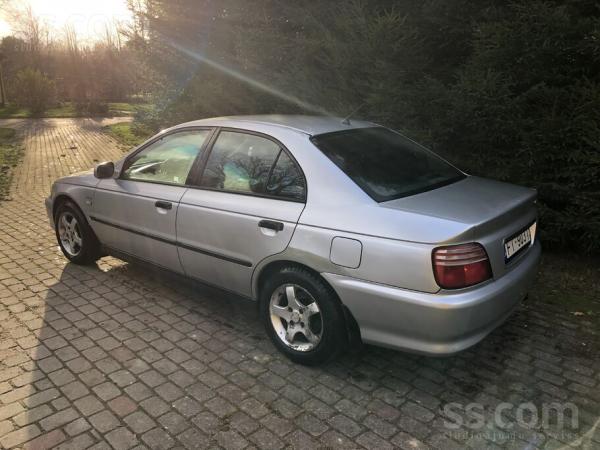 Grey Honda Accord 2002 in Riga, with an engine capacity of 1.80 L and mileage of 245 thousand km for 1250 €, photo 3 on AUTOMOTO.COM.LV