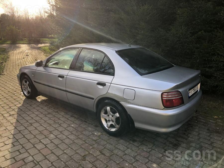 Grey Honda Accord 2002 in Riga, with an engine capacity of 1.80 L and mileage of 245 thousand km for 1250 €, photo 3 on AUTOMOTO.COM.LV