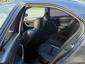 Grey Honda Accord 2003 in Riga, with an engine capacity of 2.20 L and mileage of 30 thousand km for 600 €, photo 7 on AUTOMOTO.COM.LV