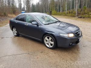 Pelēks Honda Accord 2003 Ogre, ar dzinēja tilpumu 2.20 L un nobraukumu 447 tūkst. km par 600 €, foto 7 vietnē AUTOMOTO.COM.LV
