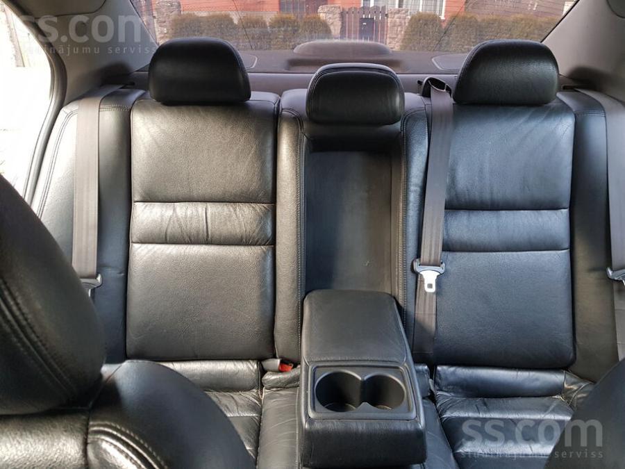 Pelēks Honda Accord 2003 Ogre, ar dzinēja tilpumu 2.20 L un nobraukumu 447 tūkst. km par 600 €, foto 11 vietnē AUTOMOTO.COM.LV