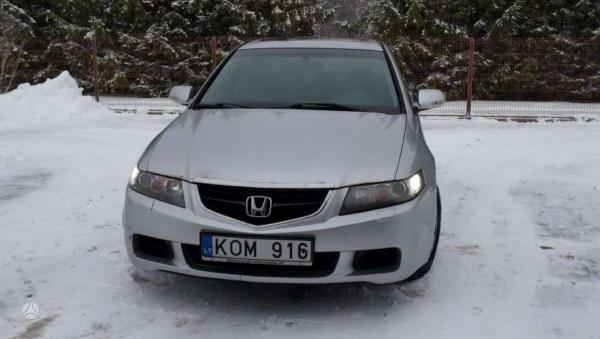 Pelēks Honda Accord 2004 Šauļi, ar dzinēja tilpumu 2.20 L un nobraukumu 450 tūkst. km par 1500 €, foto 6 vietnē AUTOMOTO.COM.LV