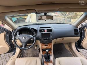 Pelēks Honda Accord 2004 Telšiai, ar dzinēja tilpumu 2.20 L un nobraukumu 329 tūkst. km par 2100 €, foto 12 vietnē AUTOMOTO.COM.LV