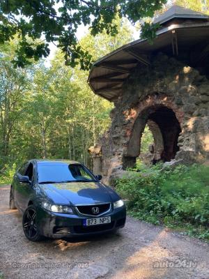 Grey Honda Accord 2004 in Voru, with an engine capacity of 2.20 L and mileage of 0 thousand km for 2390 €, photo 5 on AUTOMOTO.COM.LV