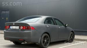 Pelēks Honda Accord 2004 Rīga, ar dzinēja tilpumu 2.00 L un nobraukumu 270 tūkst. km par 1650 €, foto 5 vietnē AUTOMOTO.COM.LV