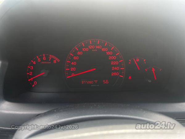 Серый Хонда Аккорд 2004 в Таллин, объемом двигателя 2.00 л и пробегом 377 тыс. км за 1400 €, фото 5 на AUTOMOTO.COM.LV