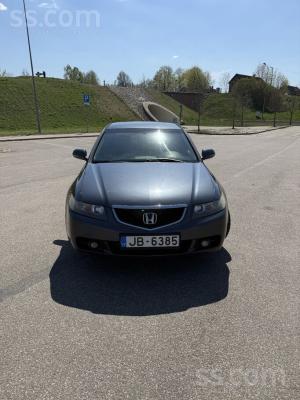 Grey Honda Accord 2004 in Daugavpils, with an engine capacity of 2.20 L and mileage of 447 thousand km for 2000 €, photo  on AUTOMOTO.COM.LV