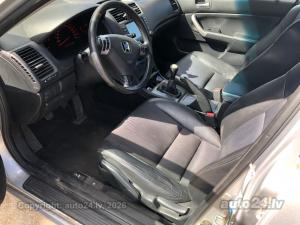 Pelēks Honda Accord 2004 Tallina, ar dzinēja tilpumu 2.00 L un nobraukumu 281 tūkst. km par 1499 €, foto 8 vietnē AUTOMOTO.COM.LV