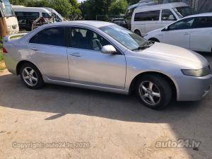 Pelēks Honda Accord 2004 Tallina, ar dzinēja tilpumu 2.00 L un nobraukumu 281 tūkst. km par 1499 €, foto 14 vietnē AUTOMOTO.COM.LV