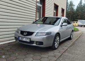 Pelēks Honda Accord 2004 Ignalina, ar dzinēja tilpumu 2.20 L un nobraukumu 275 tūkst. km par 1900 €, foto 3 vietnē AUTOMOTO.COM.LV