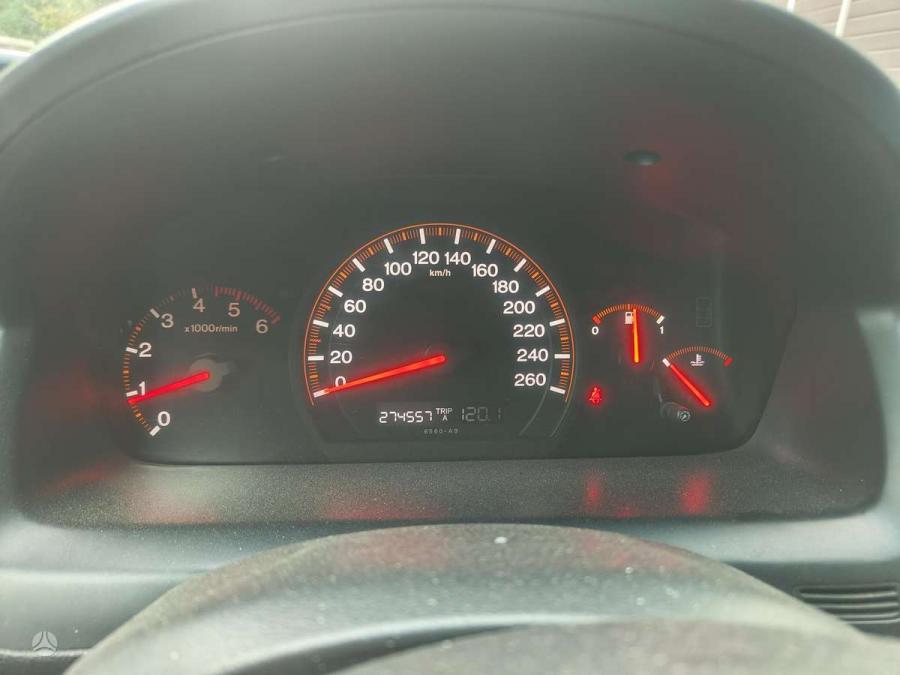 Pelēks Honda Accord 2004 Ignalina, ar dzinēja tilpumu 2.20 L un nobraukumu 275 tūkst. km par 1900 €, foto 15 vietnē AUTOMOTO.COM.LV