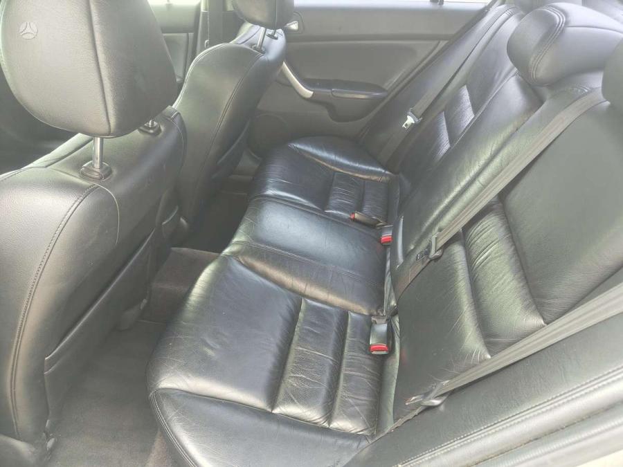 Pelēks Honda Accord 2004 Ignalina, ar dzinēja tilpumu 2.20 L un nobraukumu 275 tūkst. km par 1900 €, foto 19 vietnē AUTOMOTO.COM.LV