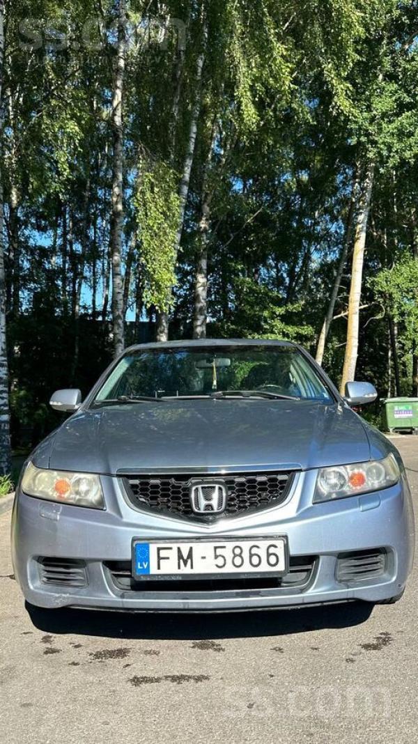 Pelēks Honda Accord 2005 Rīga, ar dzinēja tilpumu 2.00 L un nobraukumu 313 tūkst. km par 2050 €, foto 2 vietnē AUTOMOTO.COM.LV