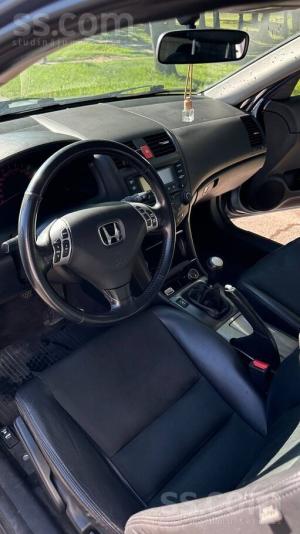 Pelēks Honda Accord 2005 Rīga, ar dzinēja tilpumu 2.00 L un nobraukumu 313 tūkst. km par 2050 €, foto 8 vietnē AUTOMOTO.COM.LV