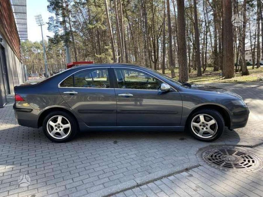 Серый Хонда Аккорд 2005 в Алитус, объемом двигателя 2.00 л и пробегом 270 тыс. км за 3300 €, фото 3 на AUTOMOTO.COM.LV