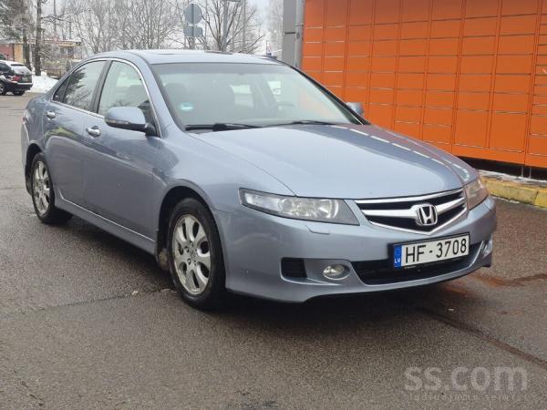 Pelēks Honda Accord 2006 Rīga, ar dzinēja tilpumu 2.40 L un nobraukumu 0 tūkst. km par 1390 €, foto 1 vietnē AUTOMOTO.COM.LV
