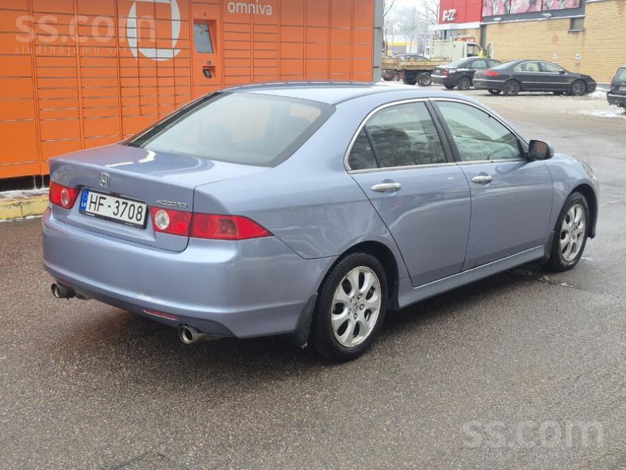 Pelēks Honda Accord 2006 Rīga, ar dzinēja tilpumu 2.40 L un nobraukumu 0 tūkst. km par 1390 €, foto 4 vietnē AUTOMOTO.COM.LV