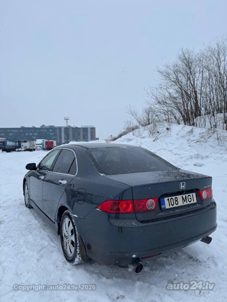 Серый Хонда Аккорд 2006 в Таллин, объемом двигателя 2.40 л и пробегом 326 тыс. км за 1499 €, фото 5 на AUTOMOTO.COM.LV